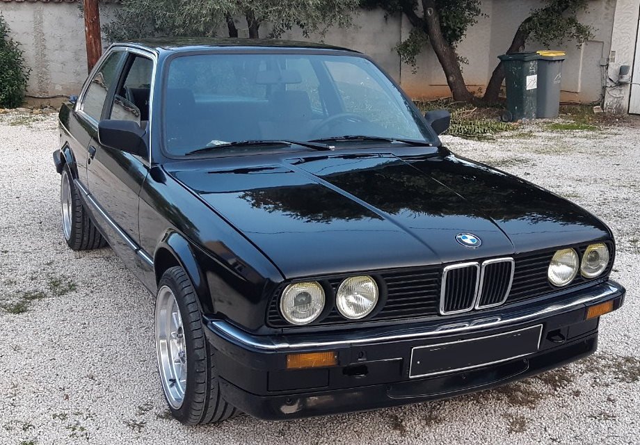 Location Bmw 320 E30 1986 NOIR 1986 NOIR saint maximin