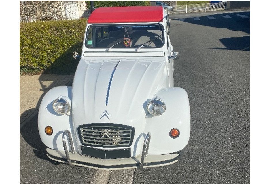 Location Citroën 2 cv 1972 Blanche blanche 1972 Blanche blanche Hellemmes