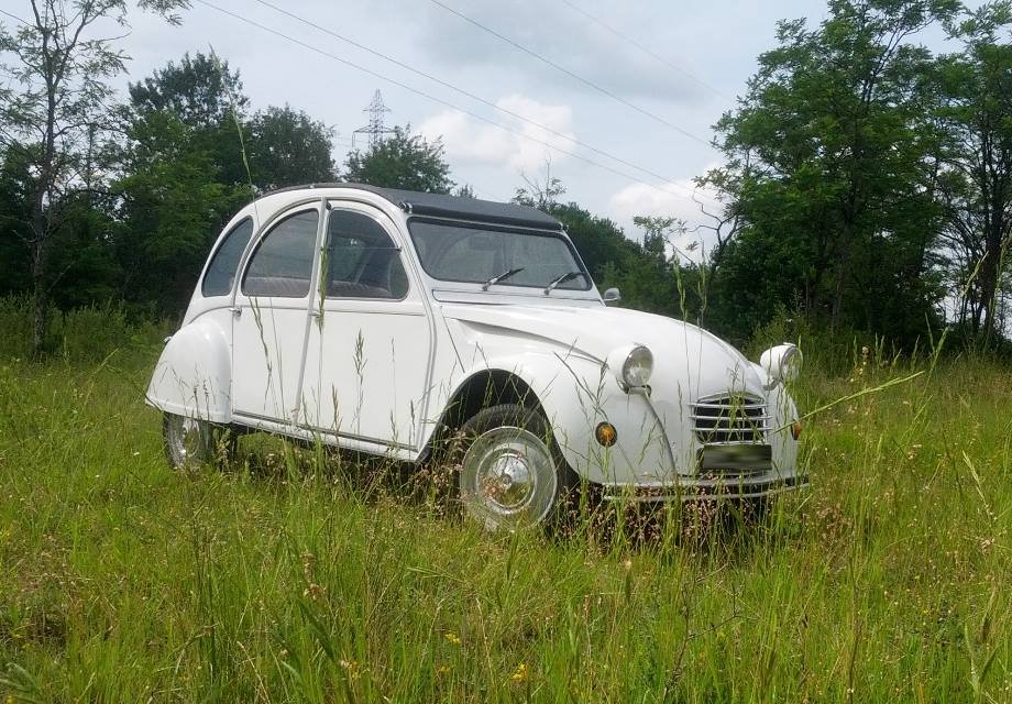 citroen 2cv blanche