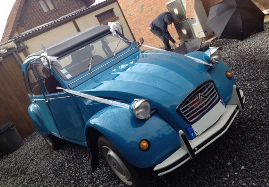 Location Citroën 2cv 1984 Bleu pétrole 1984 Bleu pétrole Lorgies
