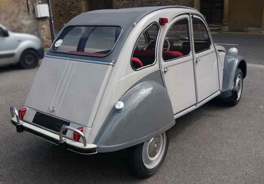 Location Citroën 2CV AZAM 1966 Blanc/gris 1966 Blanc/gris Marvejols