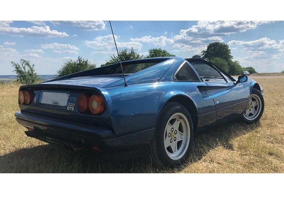Location Ferrari 328 GTS 1986 Bleu 1986 Bleu Marseille