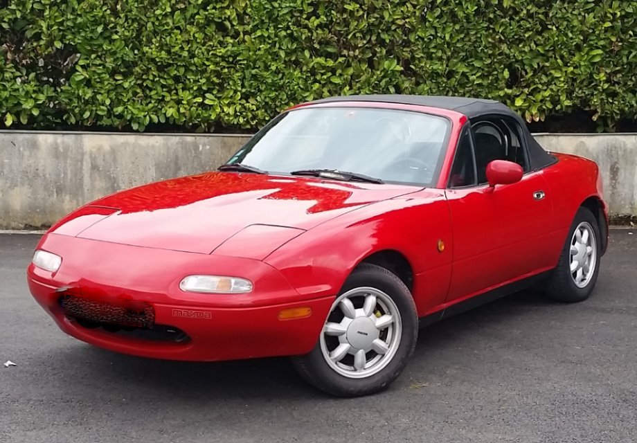 Location Mazda MX5 1991 ROUGE 1991 ROUGE CUSY