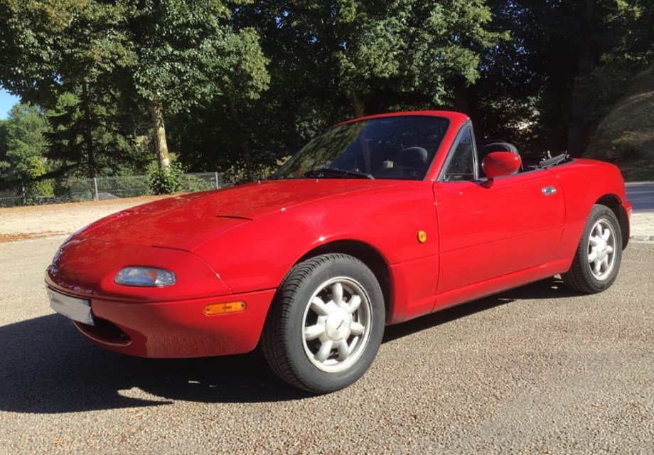 Location Mazda Mx5 1992 Rouge 1992 Rouge Vire Normandie