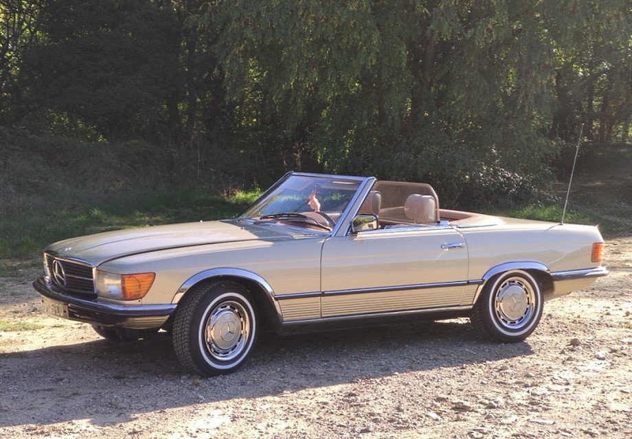 Location Mercedes Benz SL280 R107 1975 Sable Métal 1975 Sable Métal ...