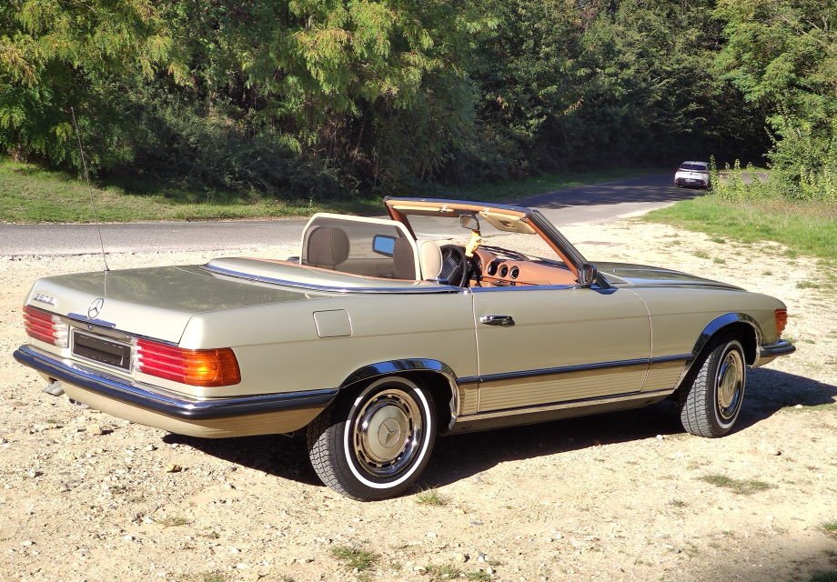 Location Mercedes Benz SL280 R107 1975 Sable Métal 1975 Sable Métal ...