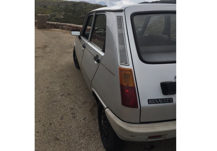 Location Renault 5 Lauréate 1984 Grise 1984 Grise Marseille