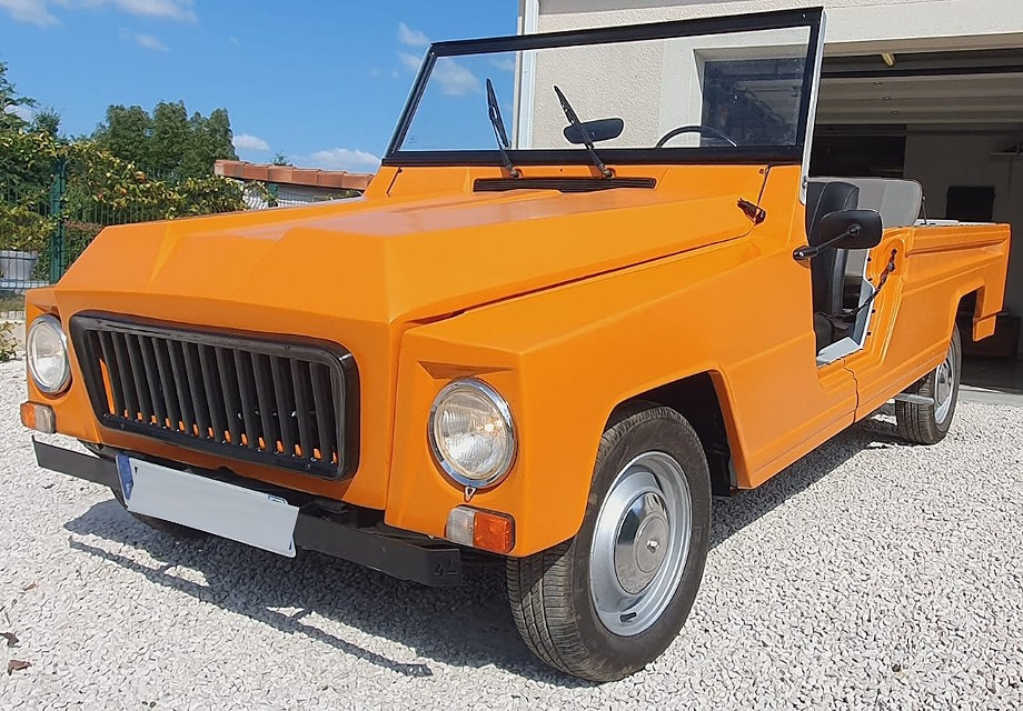 Location Renault RODEO 1980 ORANGE 1980 ORANGE FONTENILLES