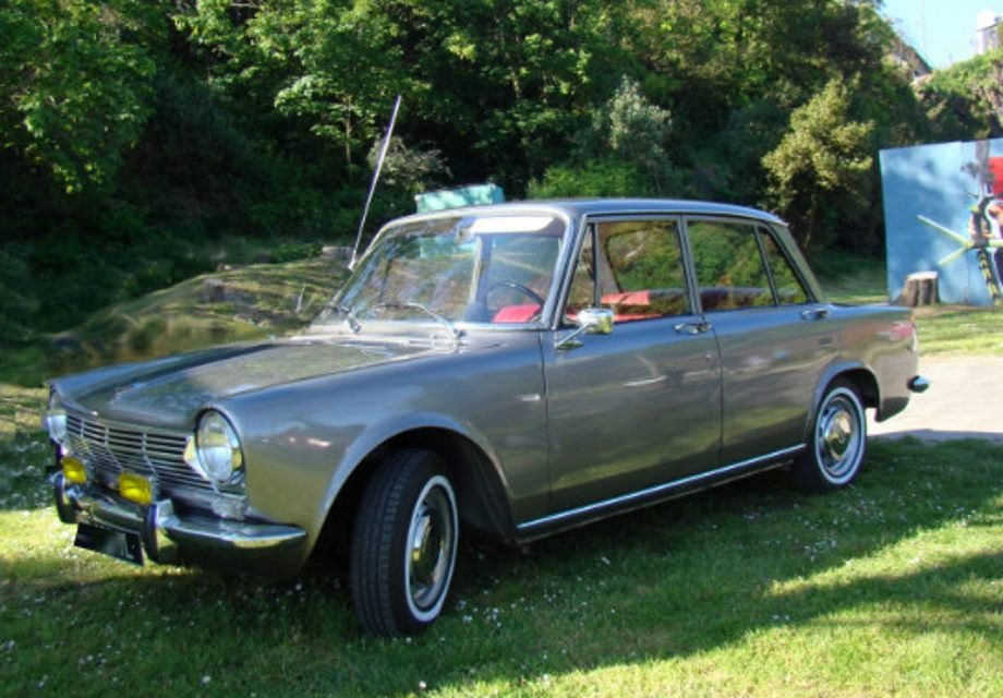 Location Simca 1300 GL 1964 gris métallisé 1964 gris métallisé Brest