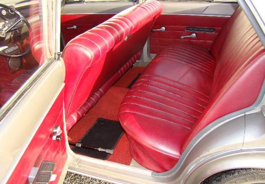 Location Simca 1300 GL 1964 gris métallisé 1964 gris métallisé Brest