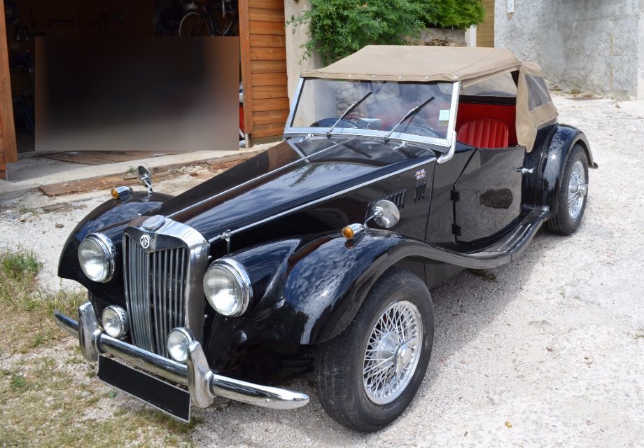Location Triumph GENTRY type MG 1977 Noir 1977 NOIRE LA CIOTAT