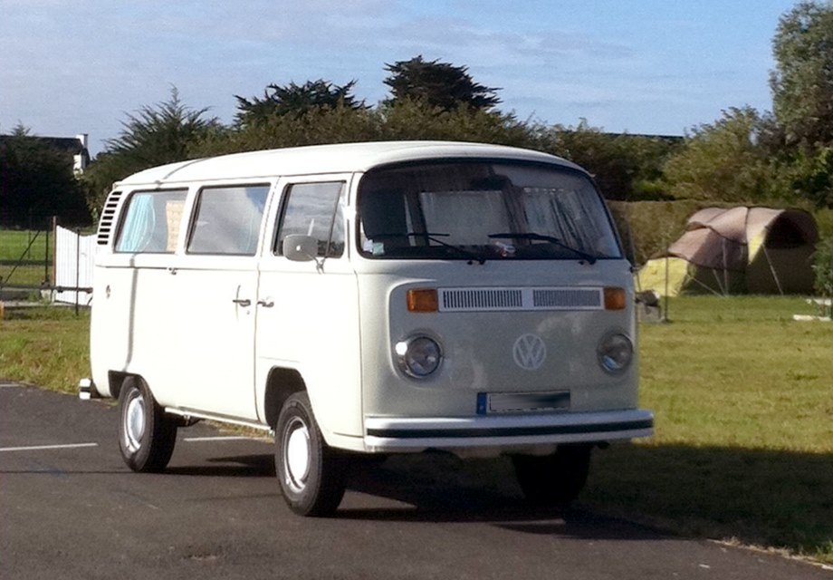 Location Volkswagen Combi Bay Window 1976 Blanc 1976 Blanc Pavillons ...