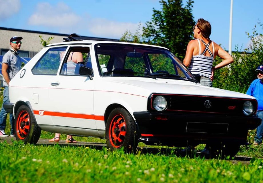 Location Volkswagen Polo mk1 gt 1981 Blanc 1981 Blanc Marcq en baroeul