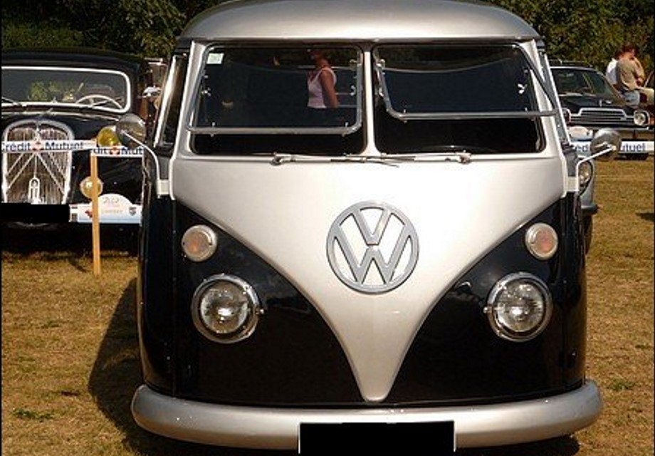 Location Volkswagen VW COMBI SPLIT 1966 NOIR ET GRIS 1966 NOIR ET GRIS COLMAR