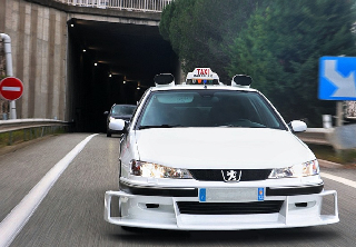 Location Peugeot 406 TAXI 2 2002 Blanche 2002 Blanche Provins